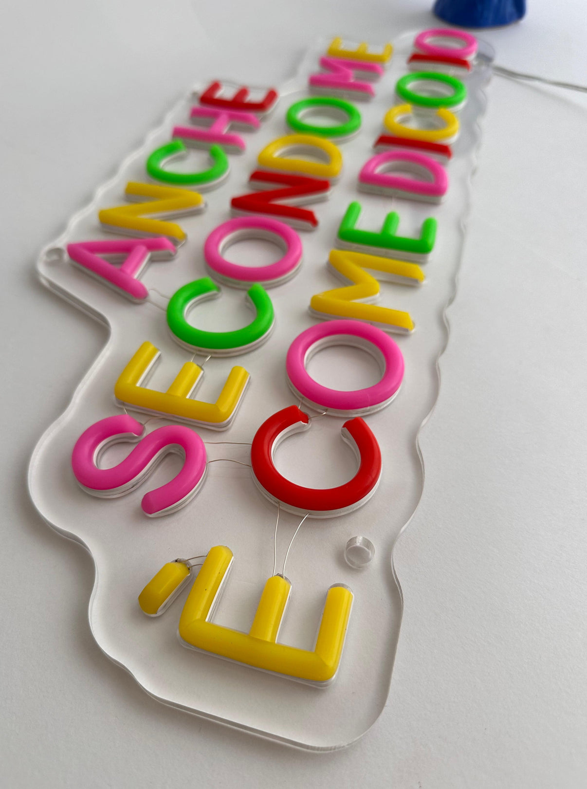 ANCHE SECONDO ME È COME DICO IO – Insulti Luminosi